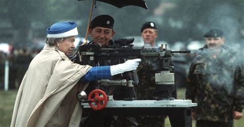 ელისაბედ Ii ცხოვრება ფოტოებში ტაბულა