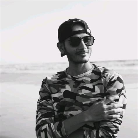 Pratik Rathod Web Designer Ideal Creation Linkedin