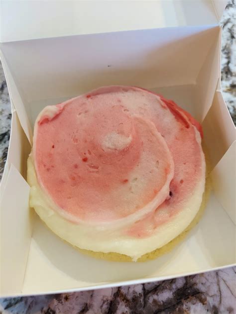 Raspberry Lemonade Review 🍋 R Crumblcookies