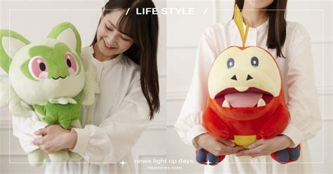 日推《精靈寶可夢》玩偶神還原「御三家」！新葉喵實體化萌翻天、呆火鱷嘴開開成笑點？ 日本、寶可夢、pokémon、寶可夢中心、御三家