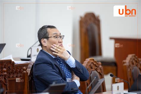 УИХ ын гишүүн Х Тэмүүжин Х Баттулгын өмгөөлөгч Д Пүрэвбаатарын бичсэн зүйлд эгдүүцэж “Эд нар хэн