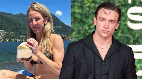 Ellie Goulding 38 On Romantic Holiday With Actor 28