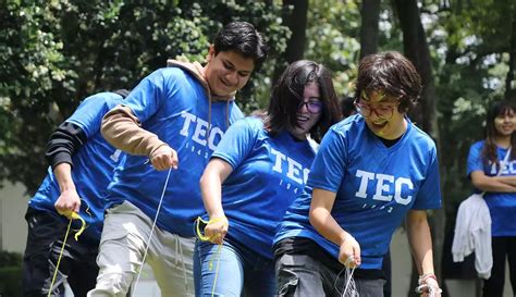 Hi Tec 2024 La Fiesta De Bienvenida Antes De Iniciar Clases Fotos