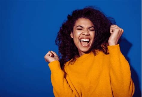 Download Dreamworks Font Now Getfont