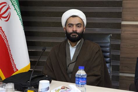 پوستر و وب‌سایت چهارمین المپیاد فرهنگی ورزشی دانشجویان دختر و پسر شاهد