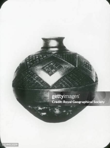 Beer Dispensing Photos And Premium High Res Pictures Getty Images