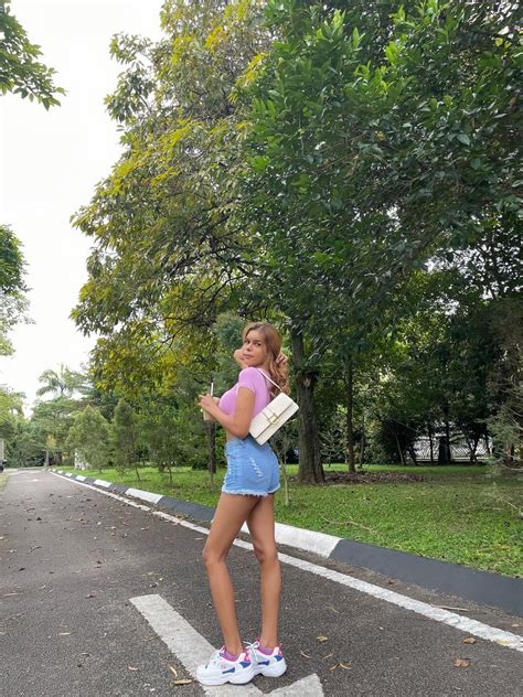 Wanna Do Something Sexy In The Park With Me 😜 R Asiansgonemild