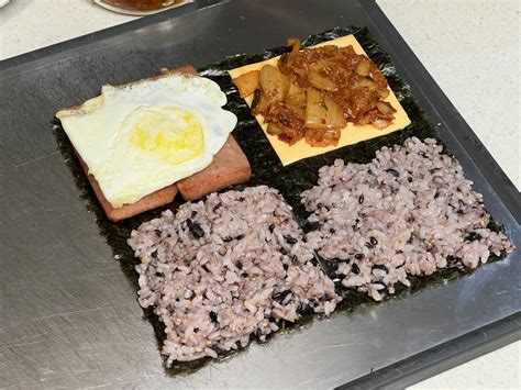 간편하게 먹는 네모김밥 만들기
