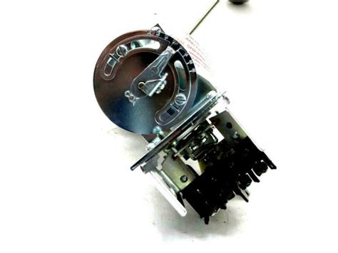 New Square D 9037hg32lz20 Float Switch Class 9037 Ser A Sb Industrial