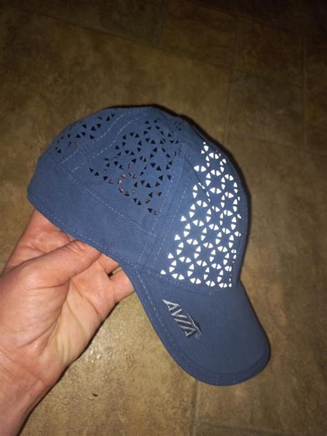 Кепка светоотражающая — цена 120 грн в каталоге Бейсболки и кепки Купить аксессуары по доступной