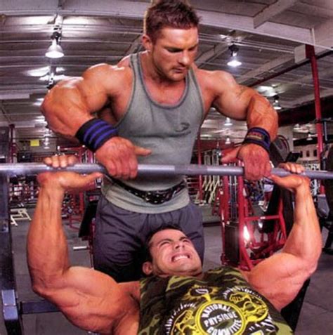 7 Easy Steps To Pick Up A Straight Man At The Gym Pairedlife