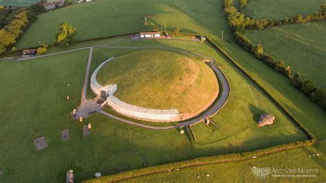 Newgrange Síd In Broga Mythical Ireland