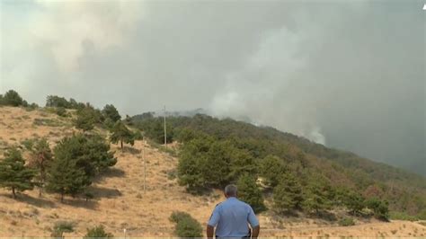 В Струмяни и Плоски живеят в страх заради пожарите Новини бг