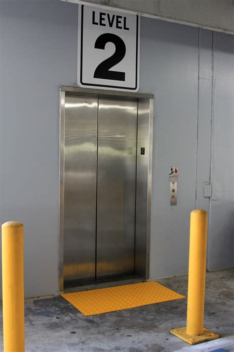 Detectable Warning Systems Manufacturer Of ADA Detectable Warnings