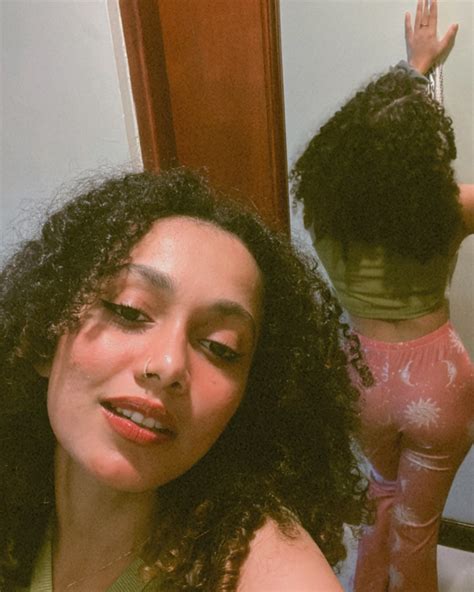 Dilshara Senevirathna Dilshara Senevirathna • Instagram Photos And Videos