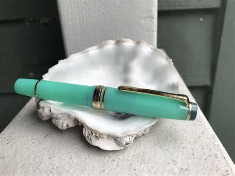 Npd Sailor Pgs Mini May Birthstone Arrived Today And The Moore Co Vintage Pen Arrived Yesterday