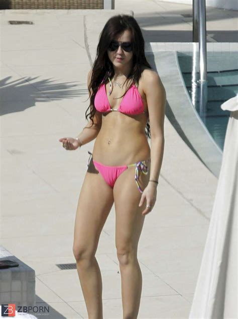 Miley Cyrus Bathing Suit Zb Porn Miley Cyrus Bathing Suit Zb Porn