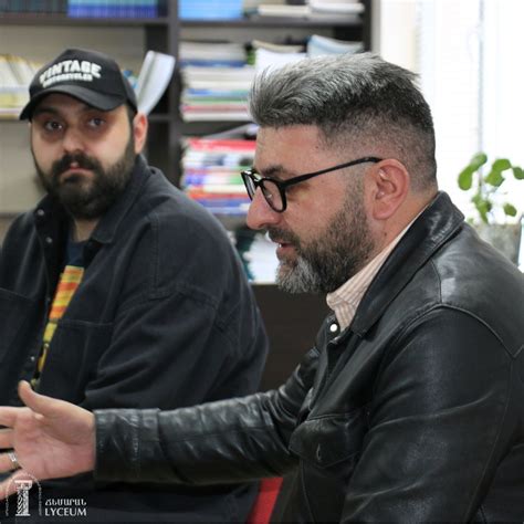 Shirakatsy Lyceum Շիրակացու ճեմարան Թեման՝ Մեդիա Facebook