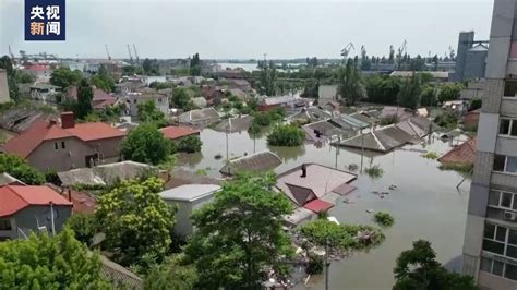 卡霍夫卡水电站大坝遭破坏 受灾民众面临地雷隐患等系列风险四川在线