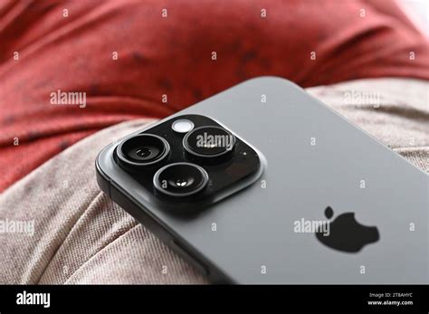 Apple Iphone 15 Pro Max Immagini E Fotografie Stock Ad Alta Risoluzione Alamy