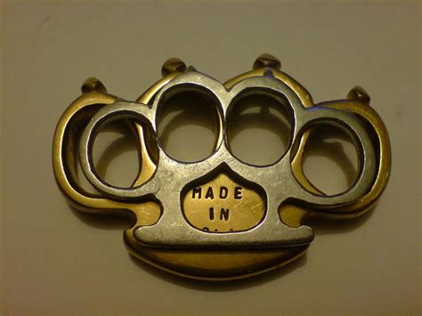 Weaponcollectors Knuckle Duster And Weapon Blog Very Small Ladies Knuckle Duster