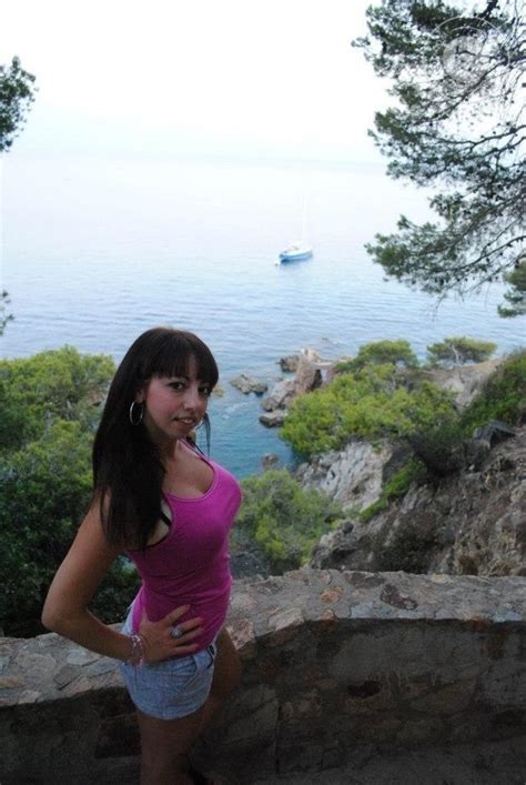 Tiny Black Bugs That Jump And Are Hard To Killer Katrin Naked Facebook