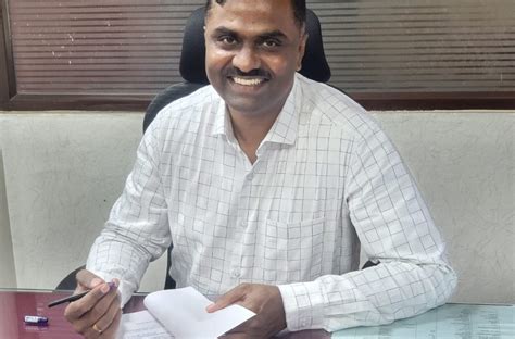 Dr G Santhosh Kumar Takes Charge As Additional Dc Of Dakshina Kannada The Canara Post