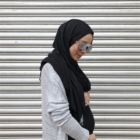 Vivy Yusof Apologises After Being Criticised For Her Views On Working Pregnant Women