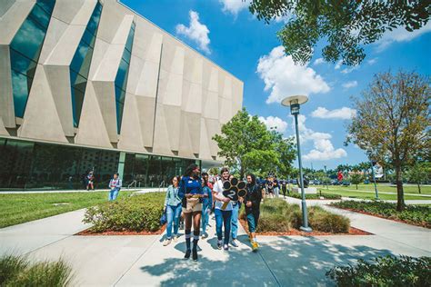 May In Photos Commencement Orientation And The No 1 Spot Fiu News