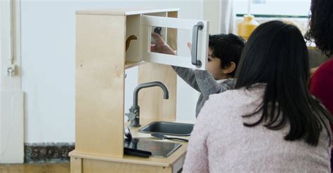 Lgbt 가정 학습 가정 환경 가족 가족 본딩 개발 활동 교육용 장난감 국내 플레이 국내 현장 귀여운 나무 장난감 노는 시간 놀이 놀이를 통해 배우다