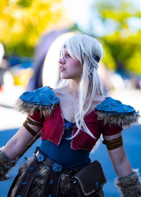 Astrid Cosplay Part 2 Rhttyd