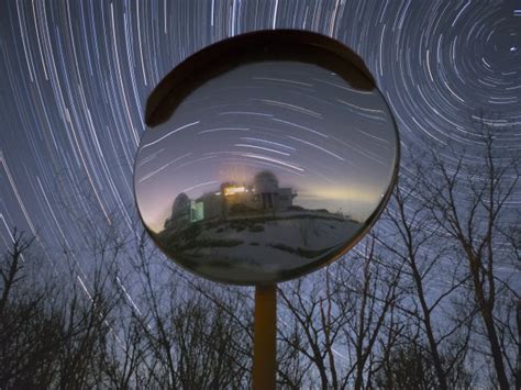 거울 속 천문대의 일주와 북쪽하늘 일주 천체사진 사한국아마추어천문학회