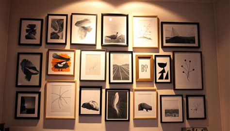 How To Mix And Match Art Prints For A Stunning Gallery Wall