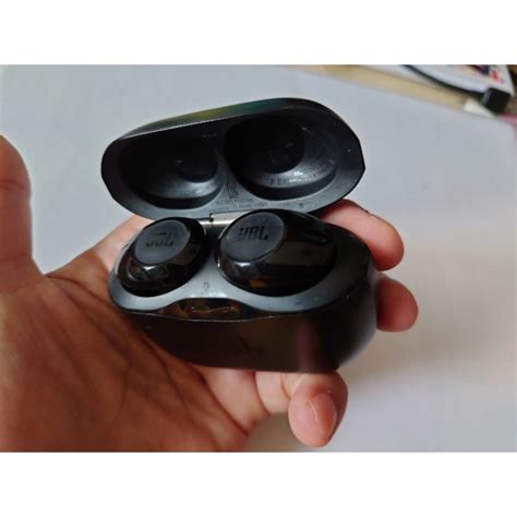 ขาย JBL TUNE 120 TWS (มือสอง ใช้งานน้อยมาก) ของแท้ | Shopee Thailand