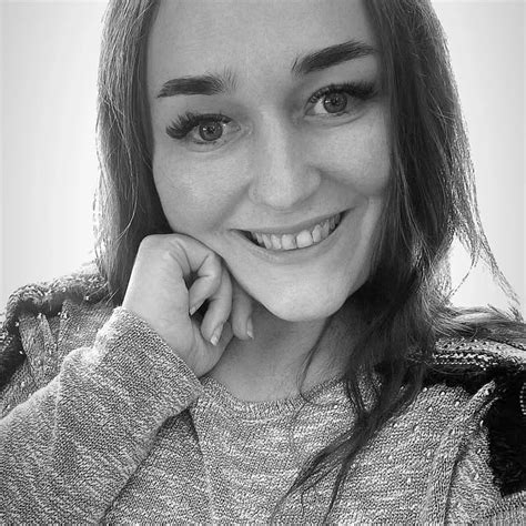 Alesia🇺🇦🇬🇷 Lll Iii Sssss • Threads Say More