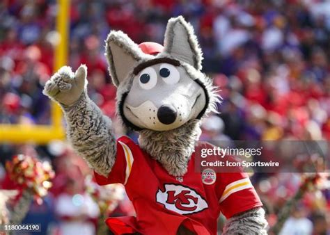 Kc Wolf Photos Photos And Premium High Res Pictures Getty Images