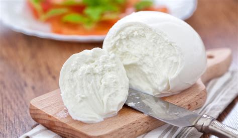 La Mozzarella Uneccellenza Italiana Che Tutto Il Mondo Ci Invidia Ohga