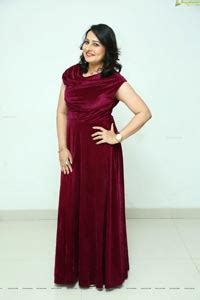Telugu Tv Serial Actress Anju Asrani Hd Gallery Images