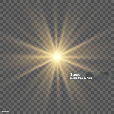 광선이 있는 노란 태양과 배경처럼 투명하게 빛납니다 클리핑 마스크가 들어 있습니다 글로우 라이트 벡터 일러스트레이션 Eps 10 공휴일에 대한 스톡 벡터 아트 및 기타