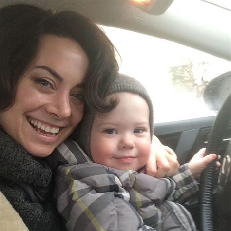 Наталья Фриске опубликовала редкие архивные фото сына покойной сестры в