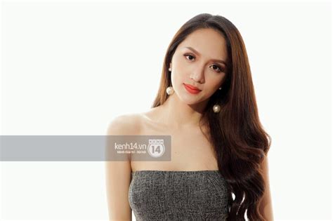 Hoa Hậu Hương Giang Xinh đẹp Rực Rỡ Trong Ngày đầu Về Việt Nam
