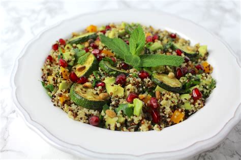 Mediterranean Quinoa Salad With Zucchini And Pomegranate Minamade