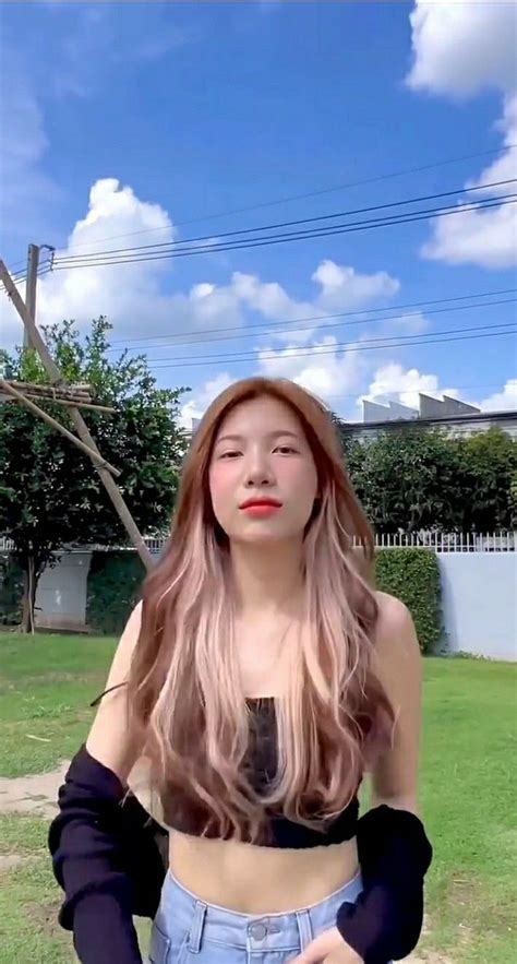 🧳 Uu Eung 🛒 🧳 ผู้หญิงน่ารัก การถ่ายภาพผู้หญิง รูปสาวน่ารัก