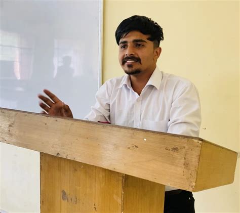 Vijay Saharan Medium