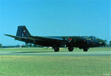 English Electric Canberra B20 · The Encyclopedia Of Aircraft David C