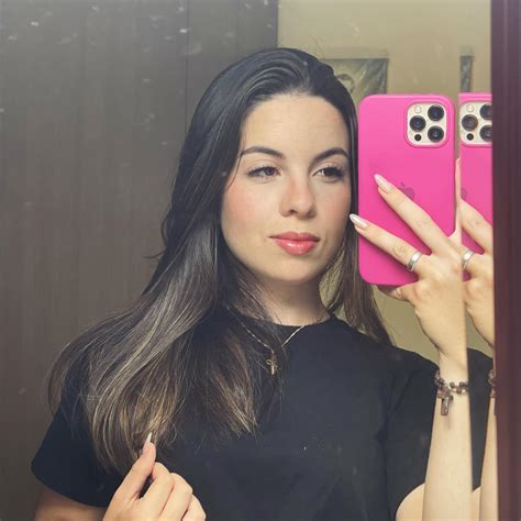 Líviasillva Livia016sillva • Instagram Photos And Videos