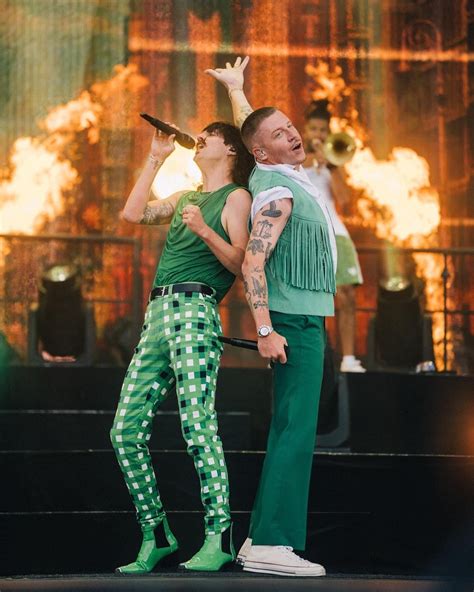 Pin By Tracie Smith On Eric Nally Lead Singer Singer Couple Photos