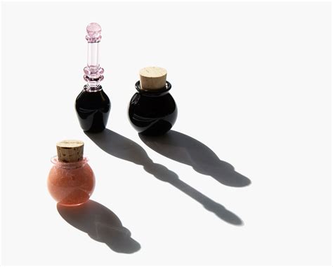 The Lovely Lips Kit Kindred Black