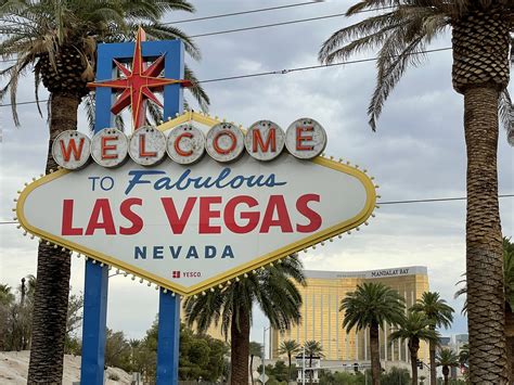 Vegas Sign
