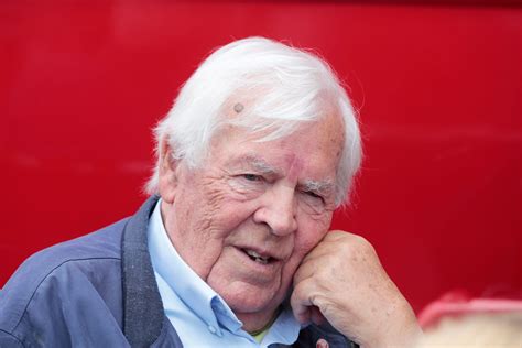 Ap Veteran Thorbjørn Berntsen Mener Støre Bør Gå Av Document